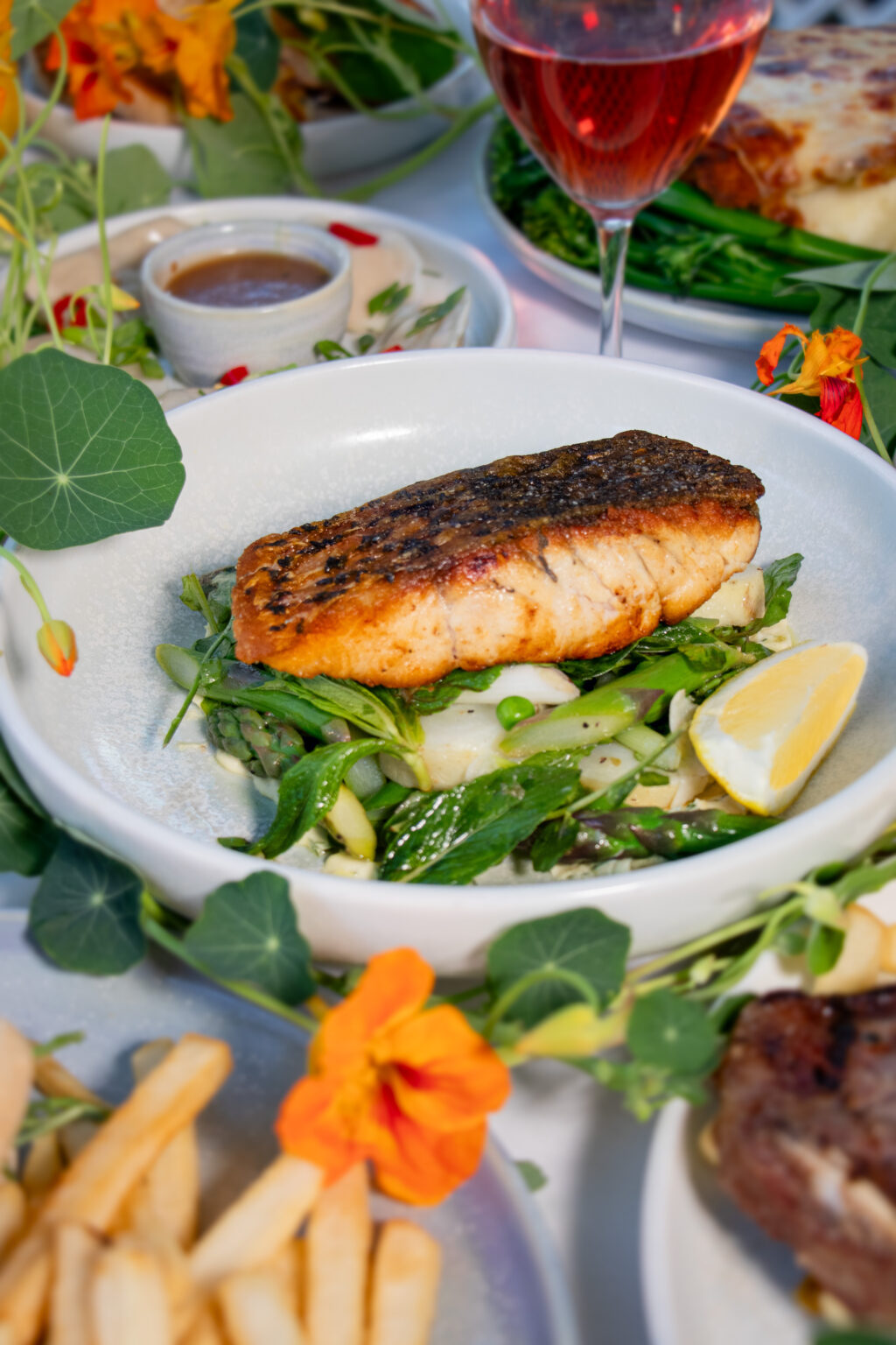 SALT Kitchen - Belmont 16s